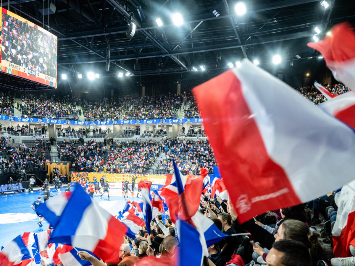 Populous-Designed 10,000-Seat Arena du Co’Met in Orléans Opens for ...