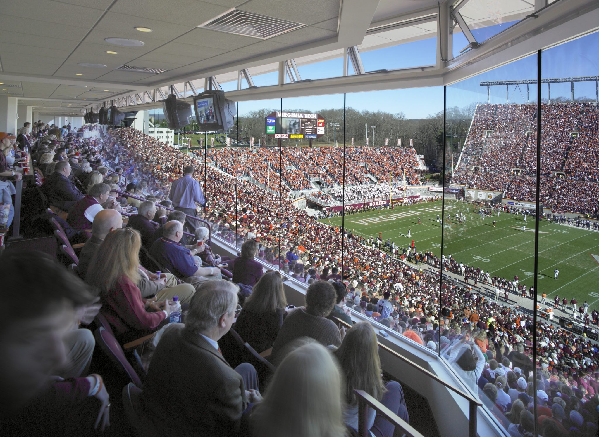VirginiaTechLaneStadiumExpansion-Blacksburg-Suites - Populous